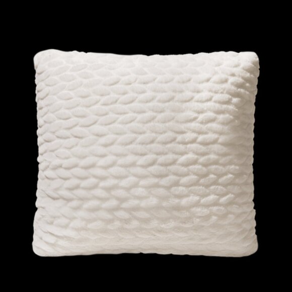 summer & rose | Bedding | Summer Rose Faux Fur Throw Pillow In Cream ...